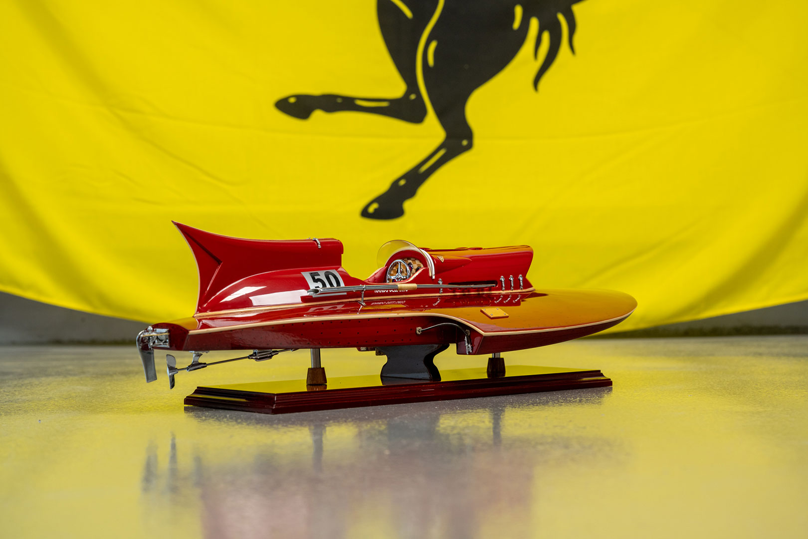 Ferrari Hydroplane Model Boat (Small) - F40 Parts